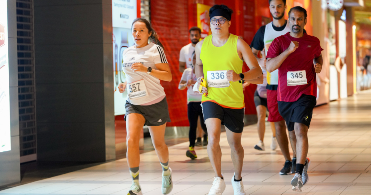 Races in Funny Places: The Dubai Hills Mall Indoor Run (With Extra Air ...
