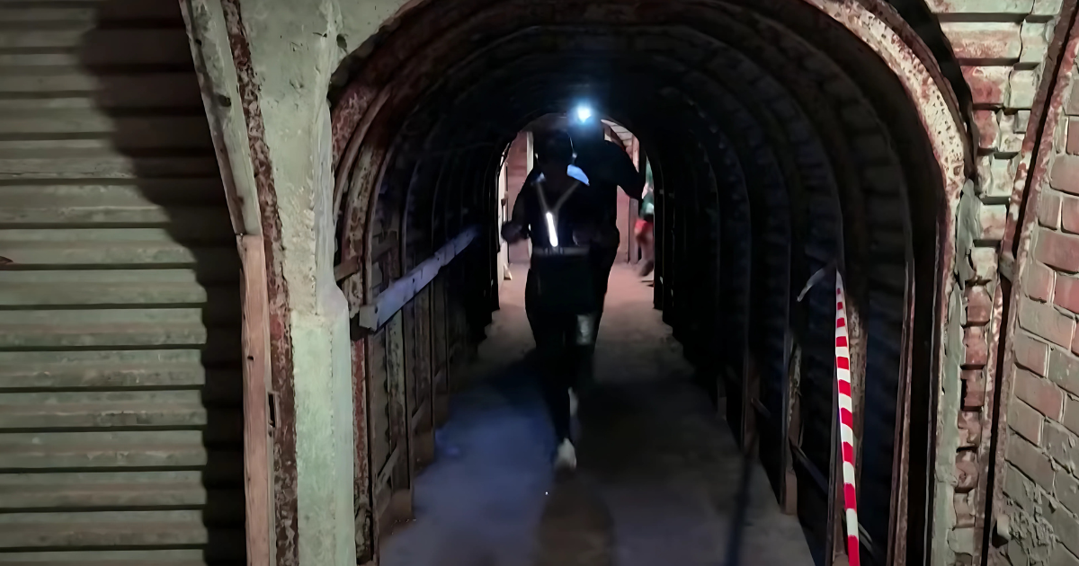 Races in Funny Places: Underground Marathon (Where the Finish Line is ...